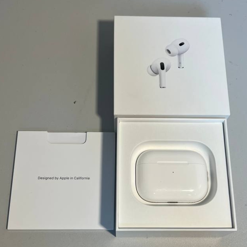 Pre-owned Apple Airpods Pro 2 A2698+A2699 In-Ear (MagSafe Charging Case ...